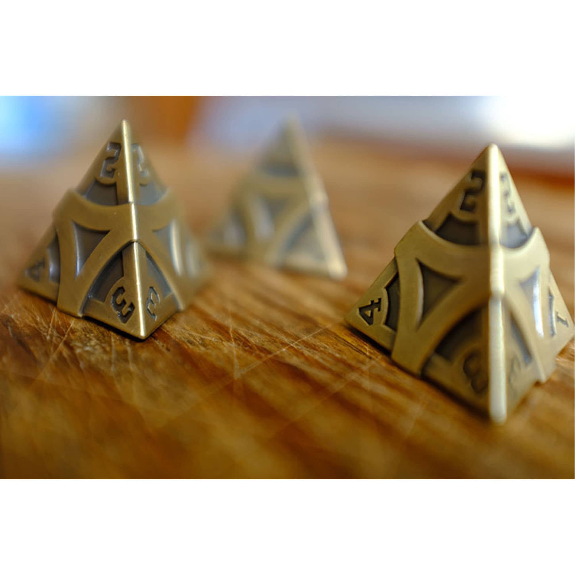 Metal Dice, D4 Dice, Pyramid Dice, Collection Dice, Game Dice, Stress ...