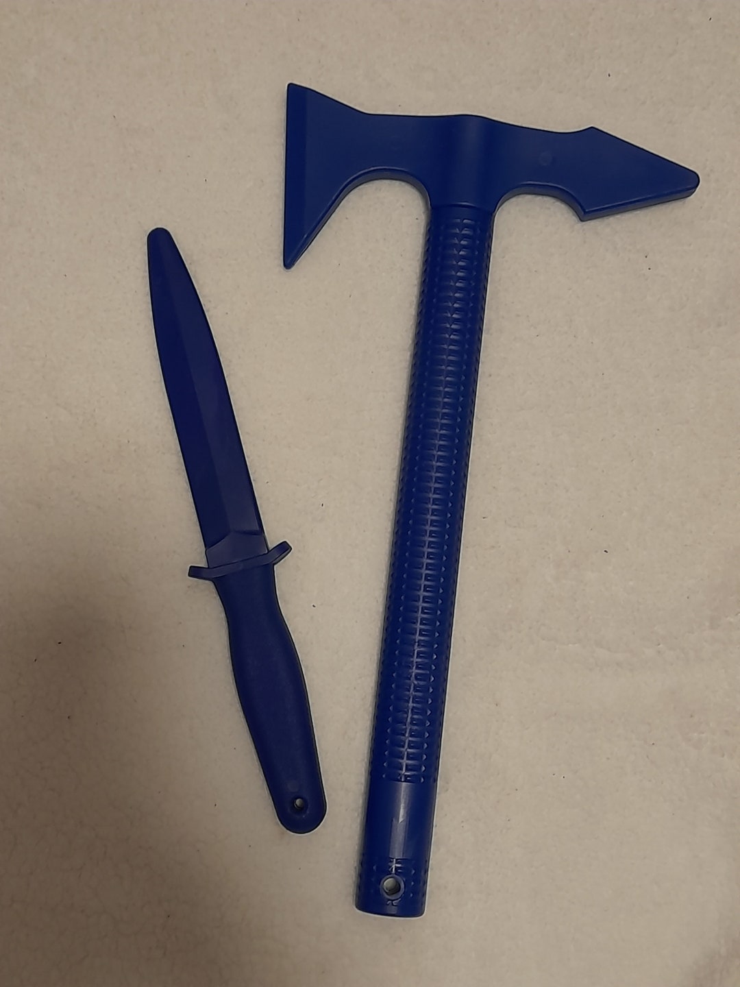SET Polypropylene Training Axe and Safe Dummy Knife for Martial Arts Blue Plastic Tomahawk ...