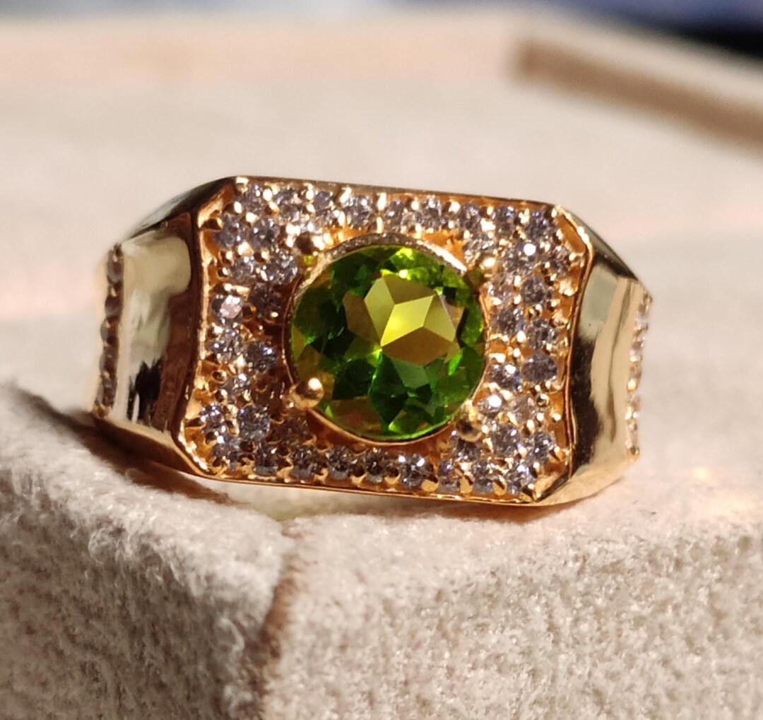 14k Gold Peridot Ring: August Birthstone Statement Jewelry - Etsy