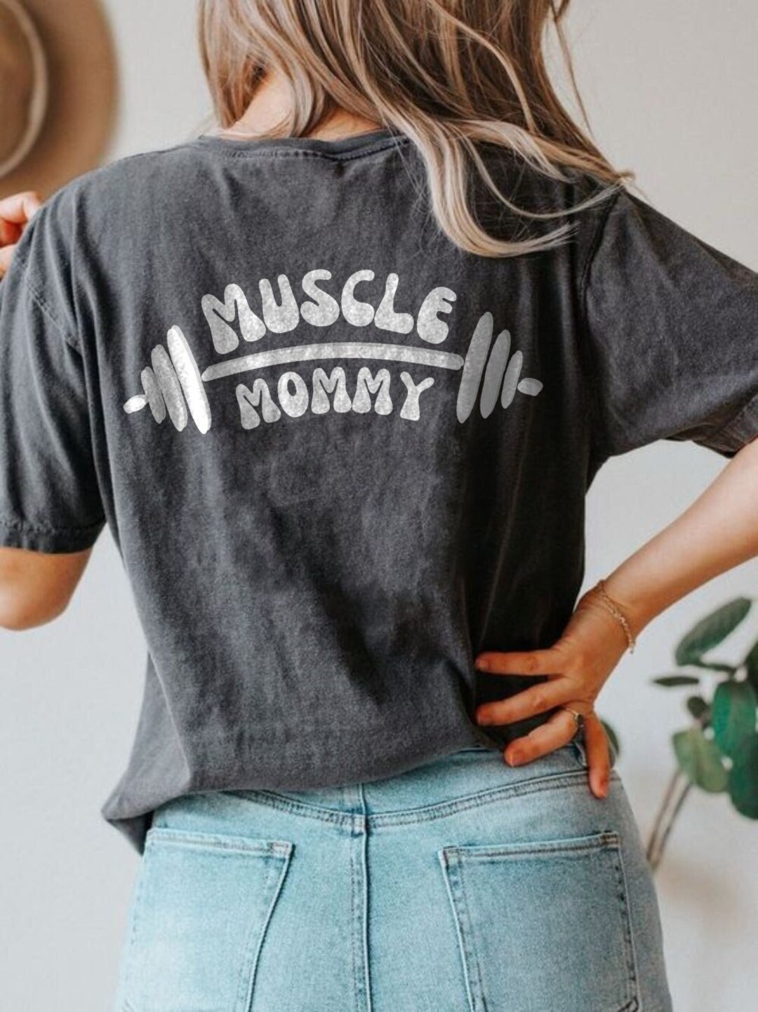 Muscle Mommy Comfort Colors Tshirt, Oversized Workout Tee, Girls Pump ...