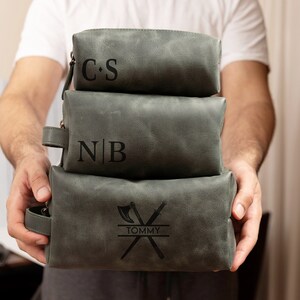 Personalized Pilot Dopp Kit, Custom Air Force Staff Gift, Airplanes ...