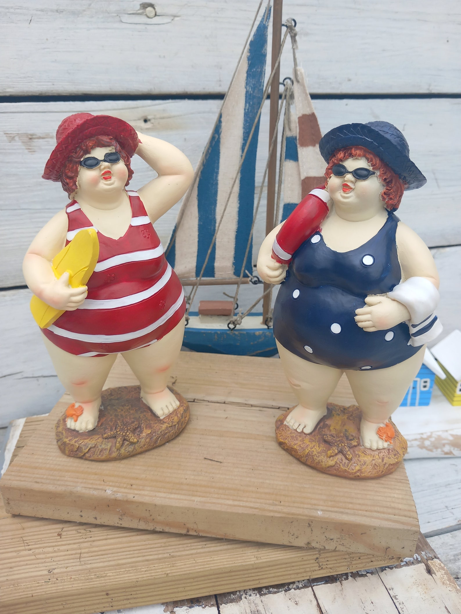 Ceramic Beach Ladies in Retro Swimwear and Sunglasses Pair of Lady ...