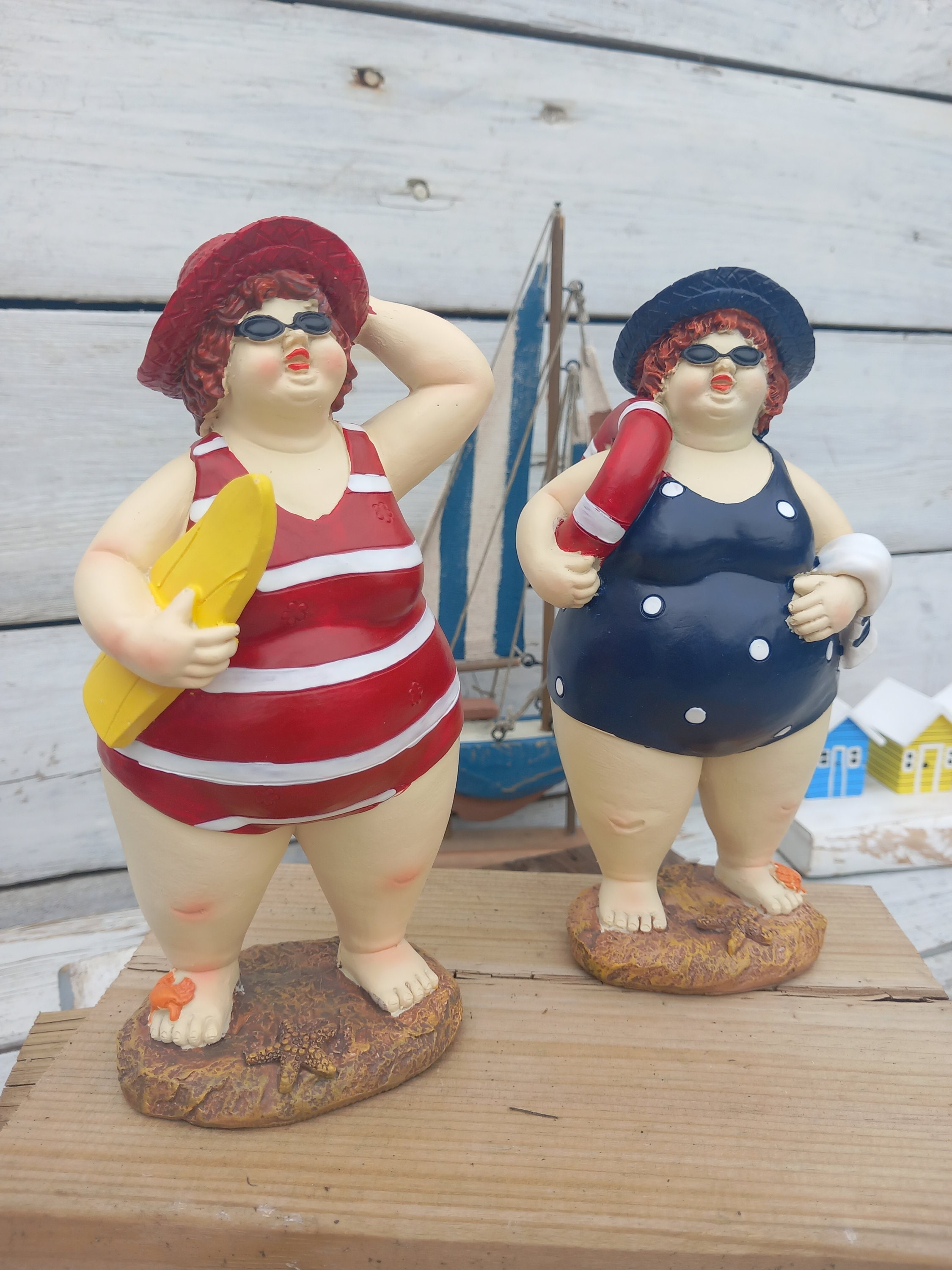 Ceramic Beach Ladies in Retro Swimwear and Sunglasses Pair of Lady ...