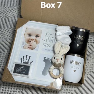 New Parents New Mom and Dad Newborn Beige Blue Pink Gift Parents ...