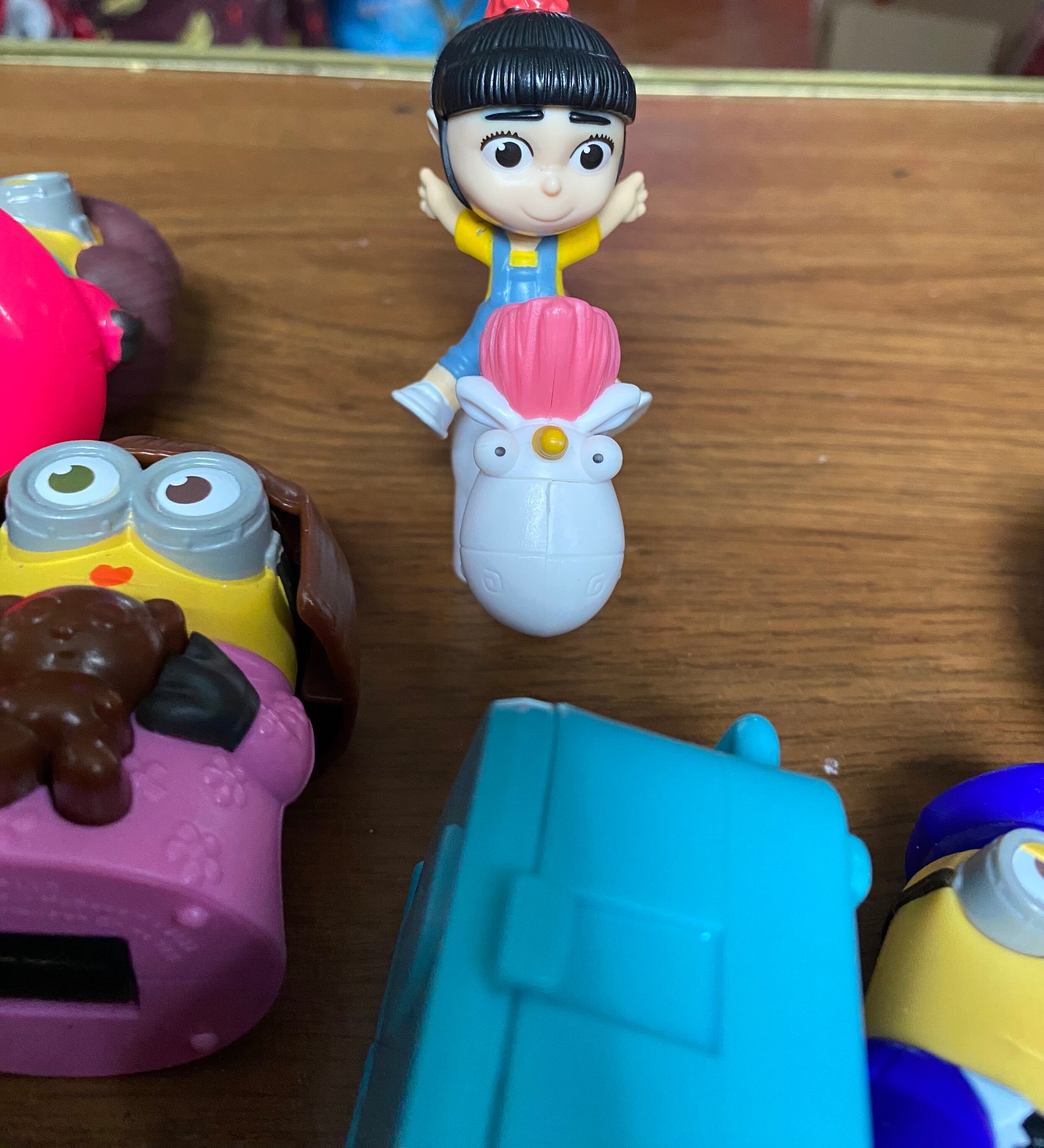 6 Piece Minions Figure Bundle - Etsy