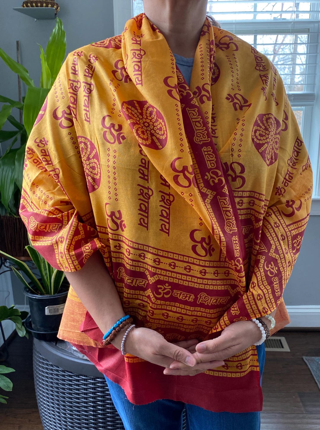 OM Namah Shivaya Shawl | Radhe Radhe Shawl | Jay Shree Ram Shawl ...