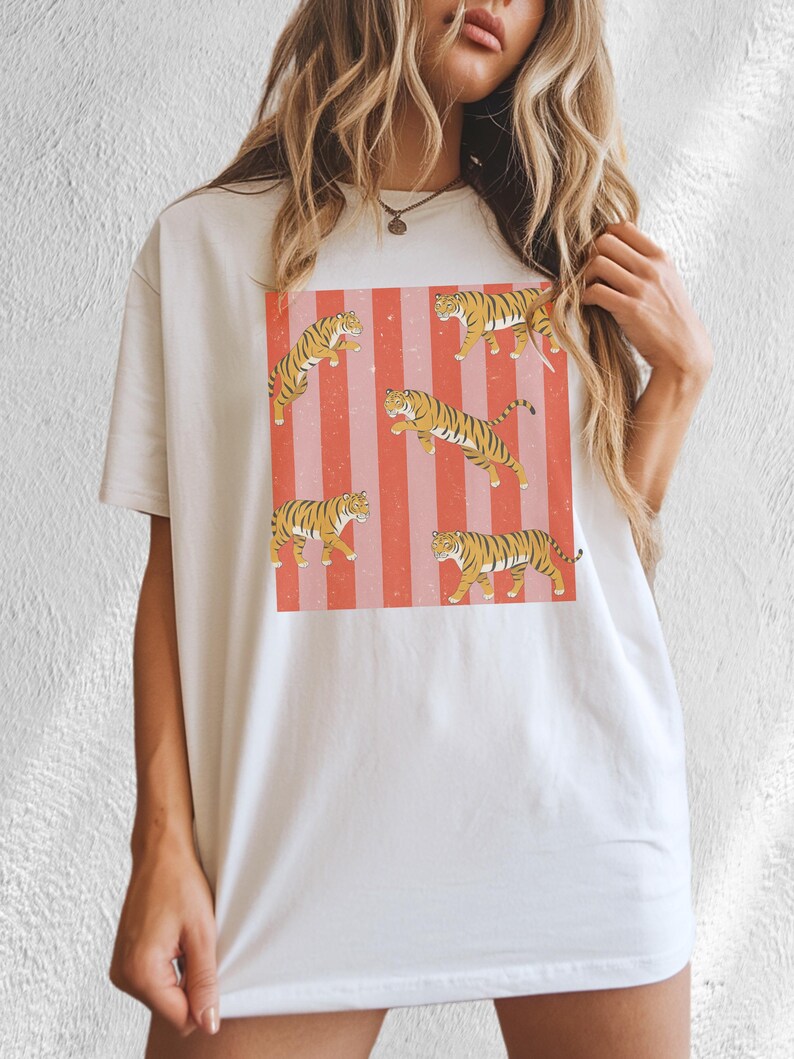 Preppy Tiger PNG – Vintage Retro Tiger Clipart, Red & Pink Stripes ...