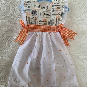 Oven Door Kitchen Towel Dress. Decorated With Ribbons, Lace and Brooch ...
