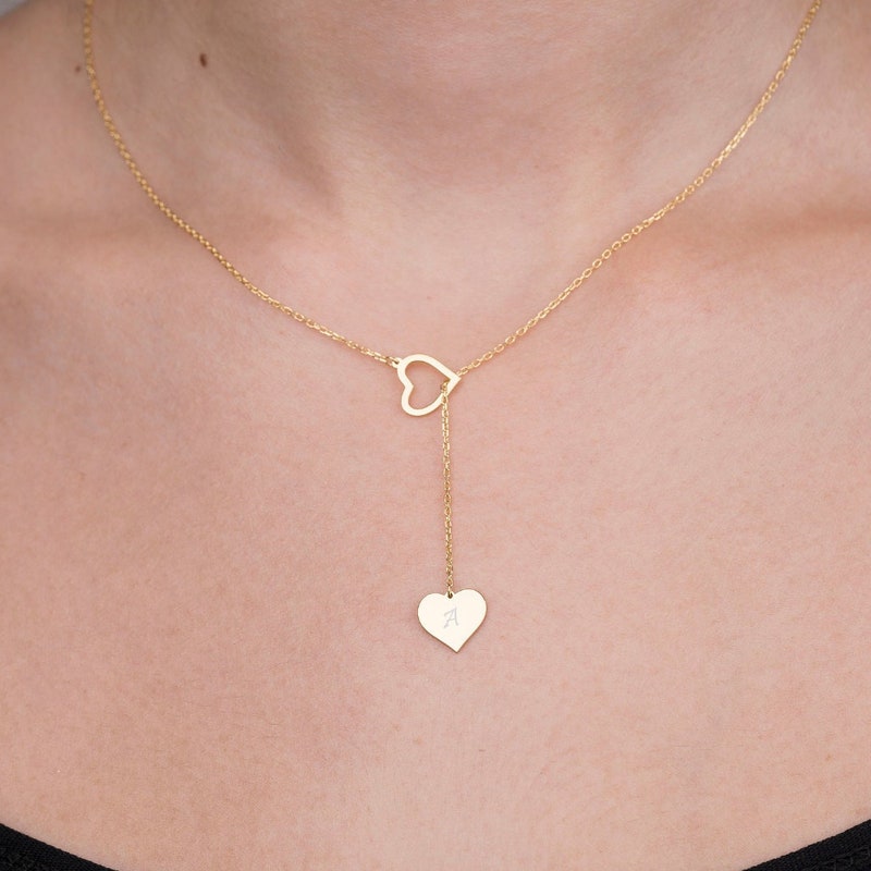 Initial and Heart Necklace - Etsy