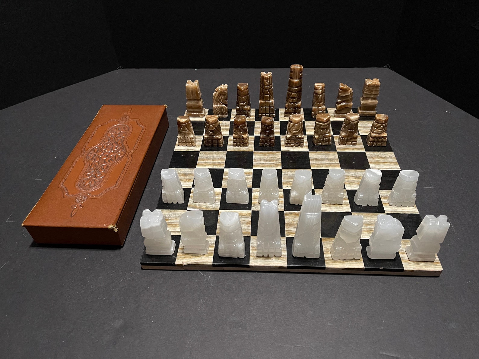 Vintage ONYX Chess Set W/ MARBLE Board - Very Heavy - Beautiful Case - Etsy