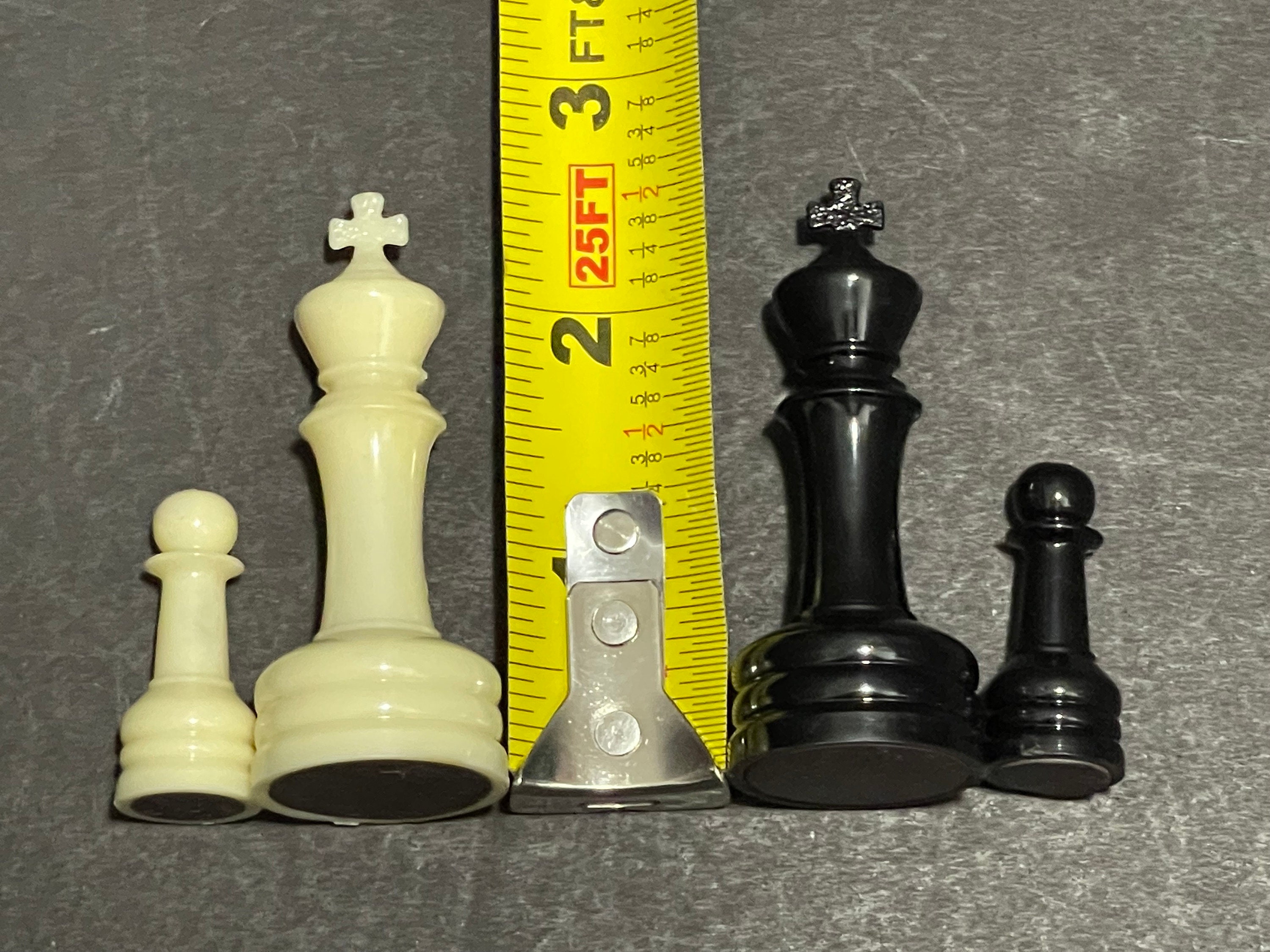 Vintage - 1945 LOWE PRESENTATION CASE - Magnetic Chess Set - #815 ...