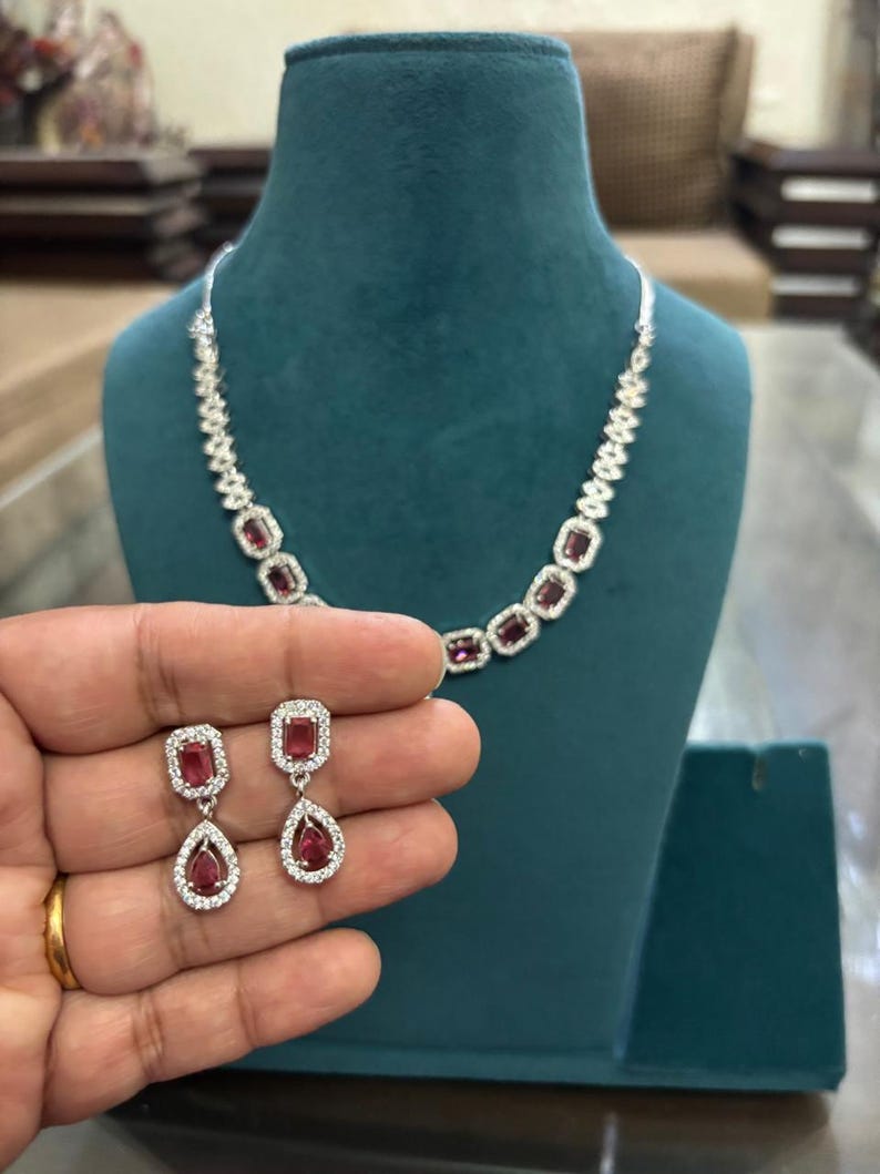 Kundan Choker Set: Indian Jewelry With Monalisa Stone Earrings - Etsy