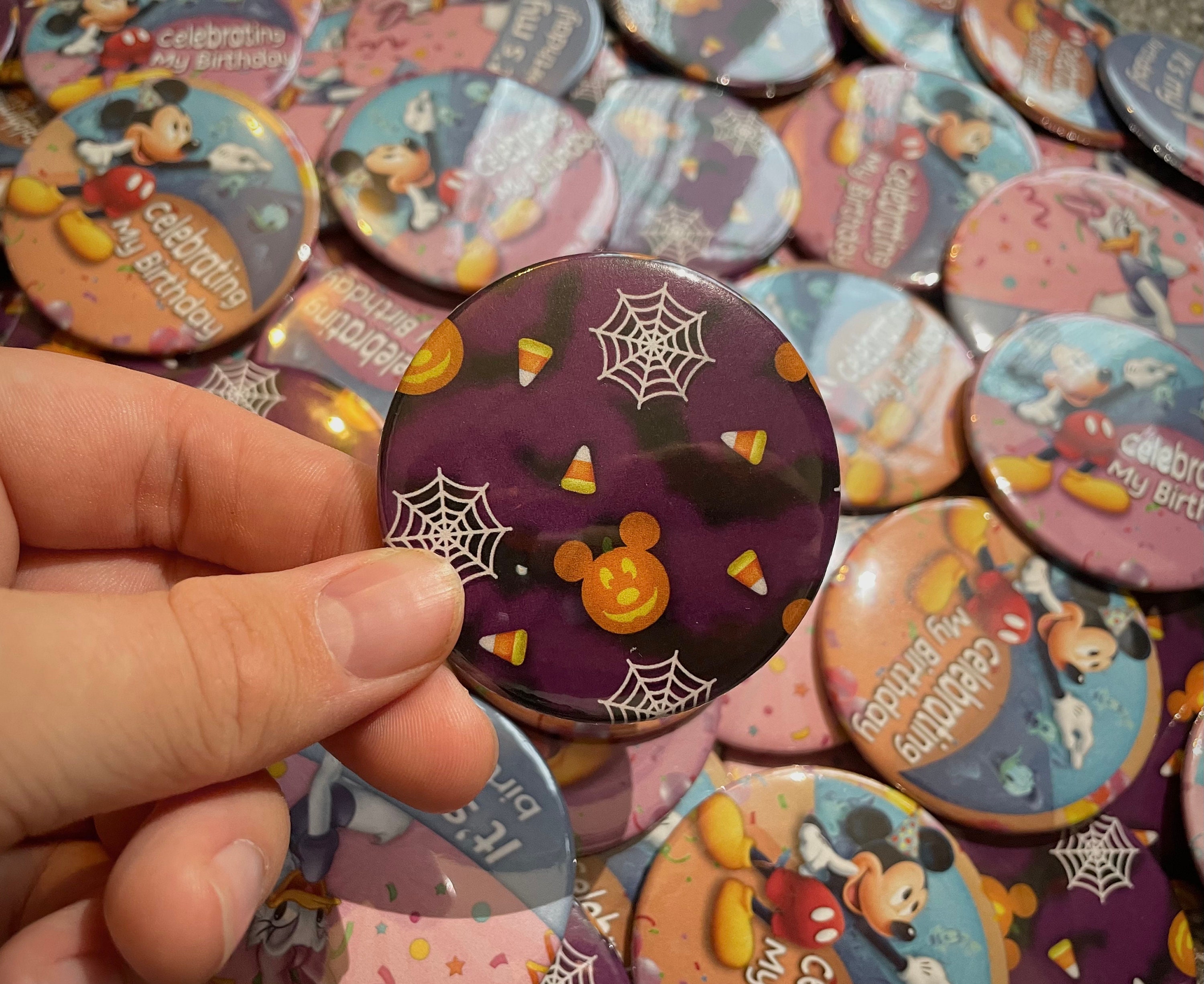 DISNEY HALLOWEEN BADGE Mickey Mouse Pumpkin Badge Featuring Spider Webs ...