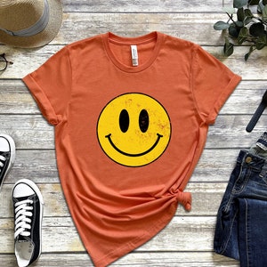Funny Smiley Face T-shirt, Vintage Smiley Face Shirt, Retro Cutesmile ...