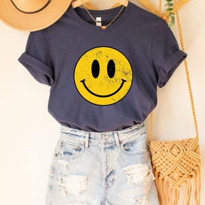 Funny Smiley Face T-shirt, Vintage Smiley Face Shirt, Retro Cutesmile ...