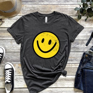 Smiley Face Shirt, Vintage Smiley Face T-shirt, Funny Retro Smile Tee ...