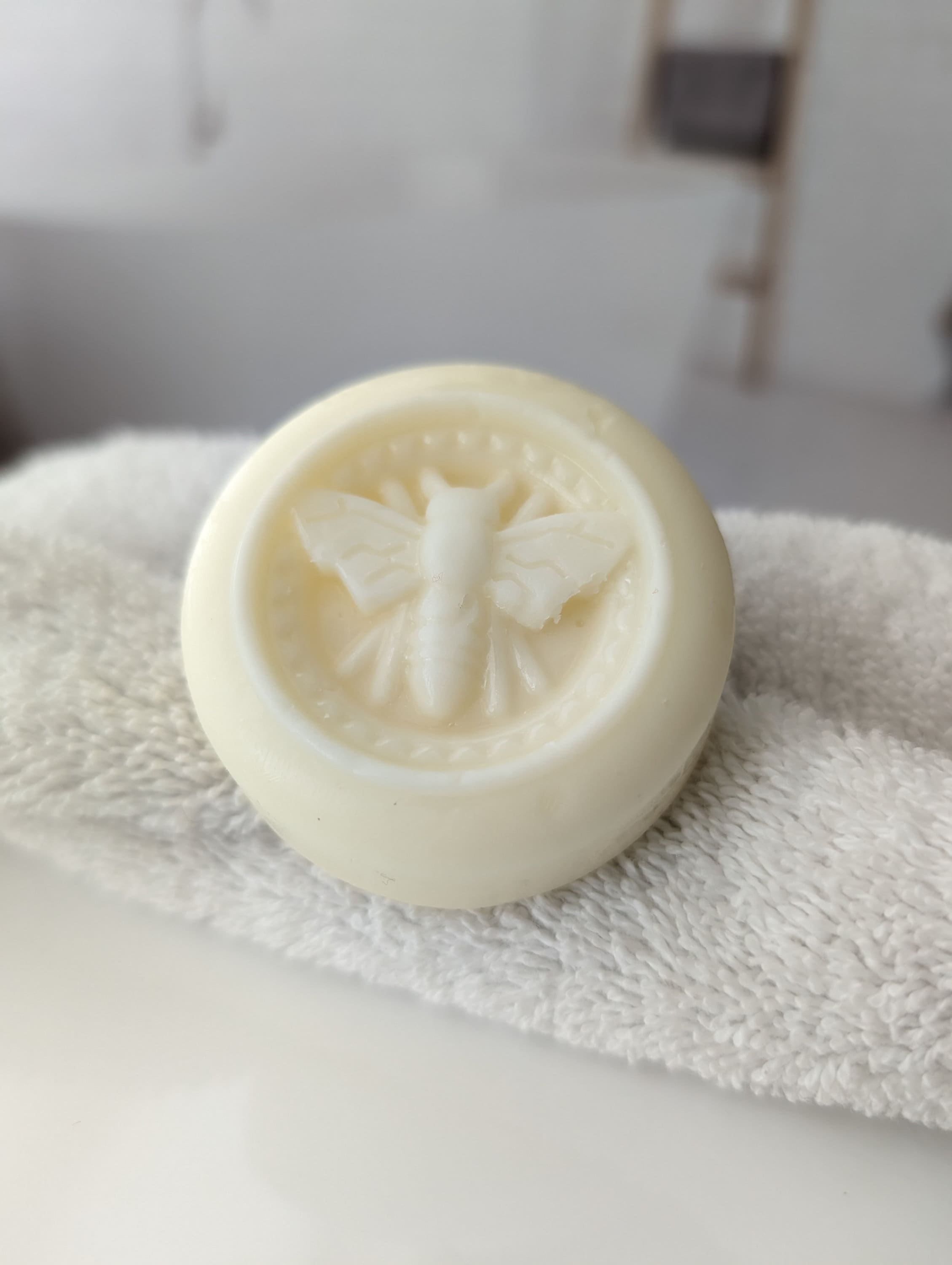 Lavender & Cedar Body Balm, Solid Lotion Bar With Travel Tin - Etsy