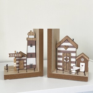 Wooden Nautical Lighthouse Bookends Ornament Sculpture Coastal Beach ...