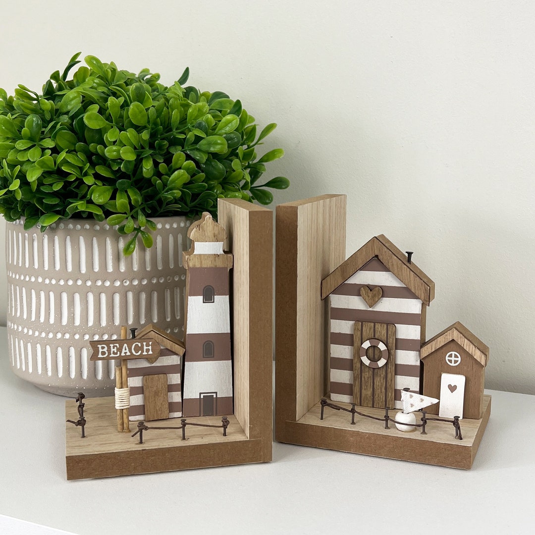 Wooden Nautical Lighthouse Bookends Ornament Sculpture Coastal Beach ...