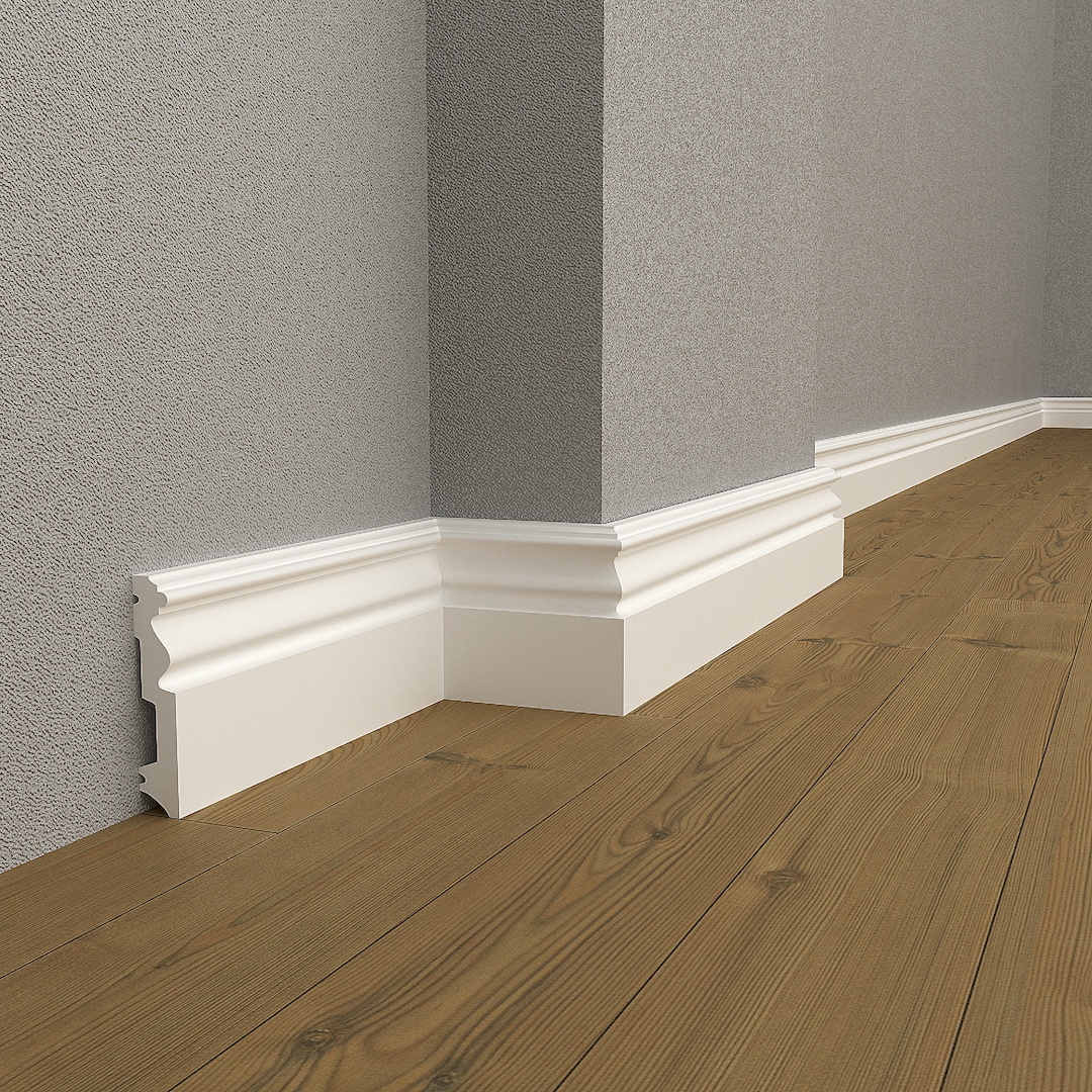 The Package is 14 Baseboard Moldings (totaly 33,6m/1323'') White ...