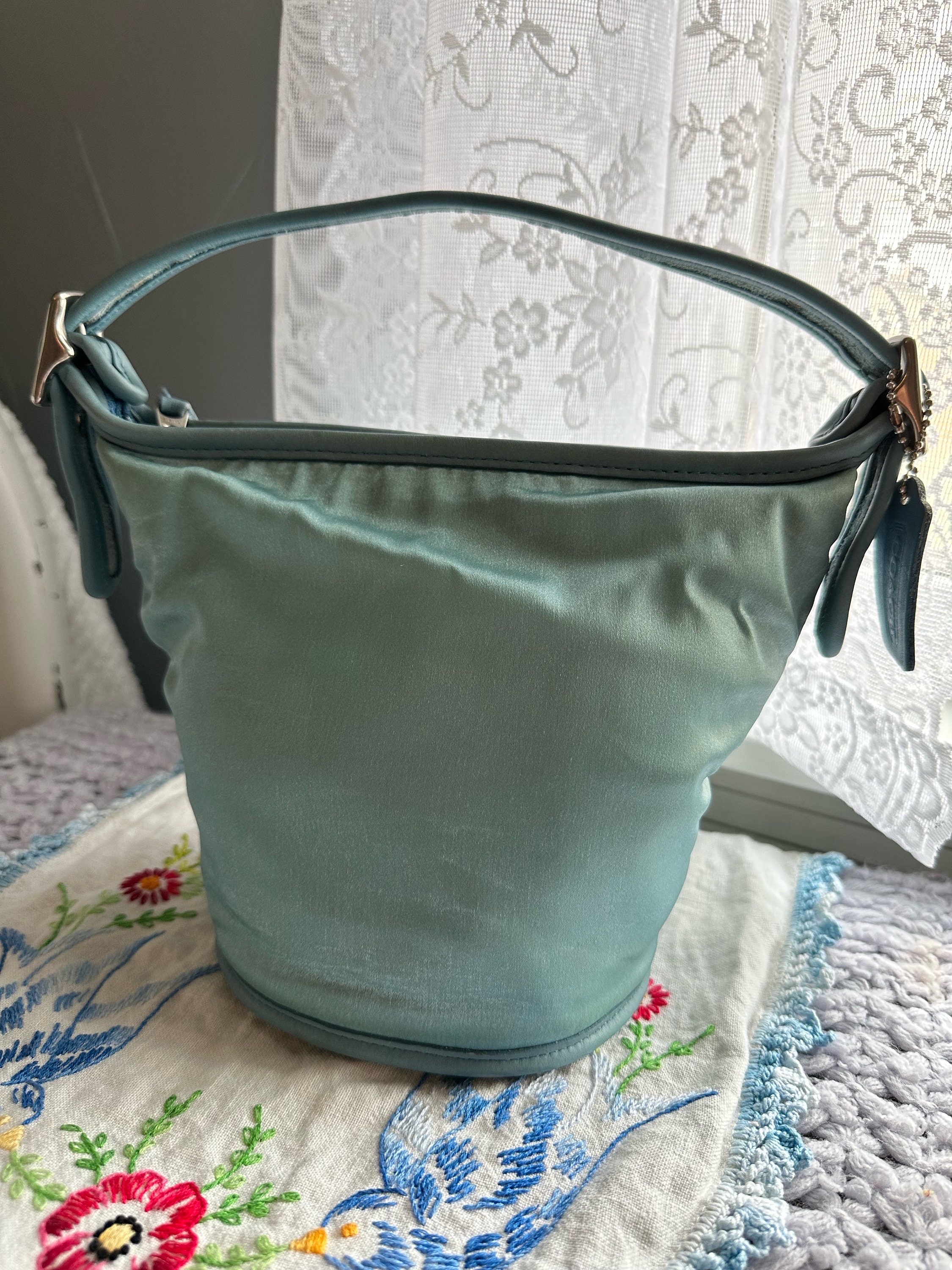 Super Rare! Authentic Vintage Coach Maggie Duffle Bag in Super Rare! Authentic Vintage Coach Maggie Duffle Bag in