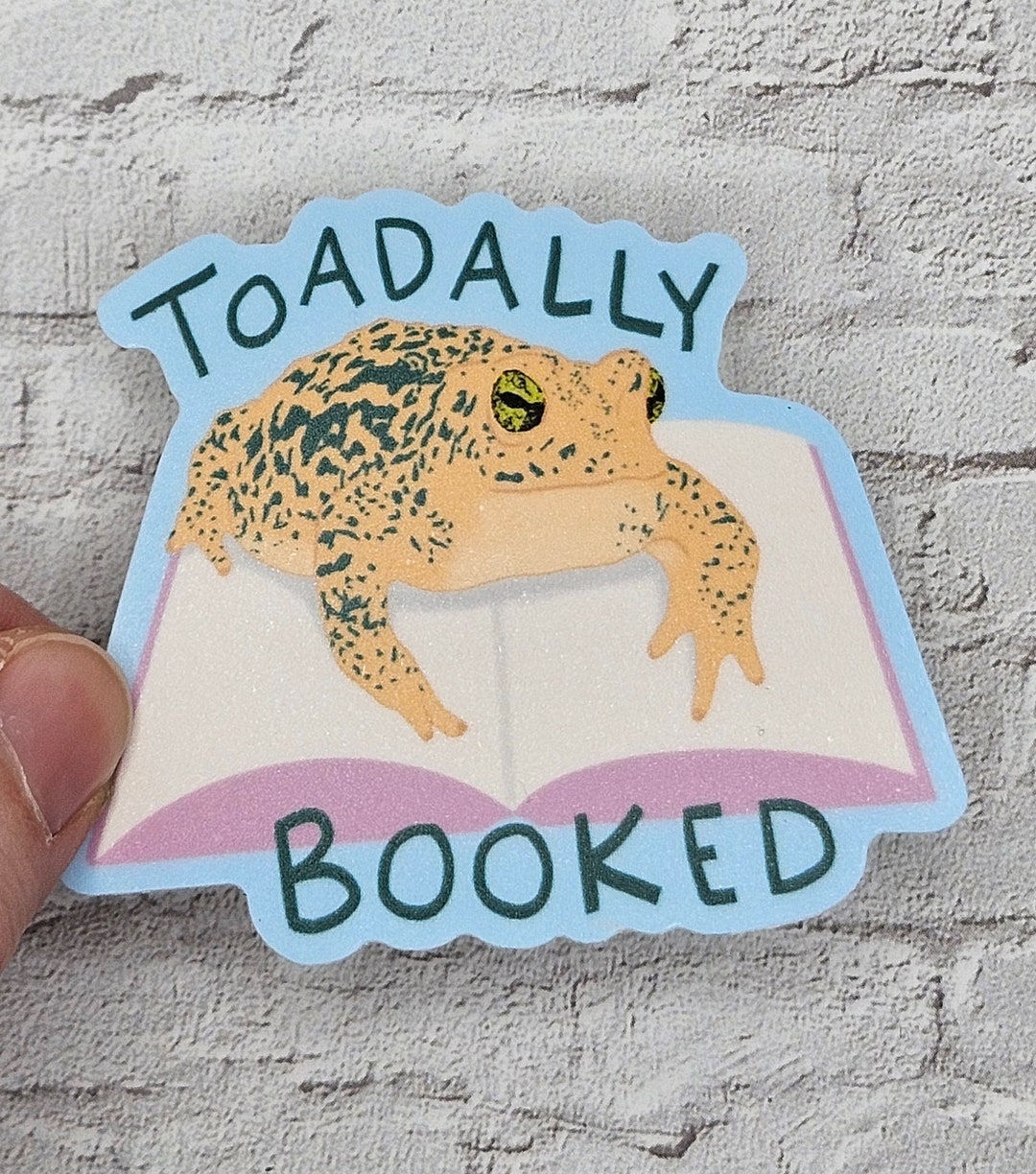 Toadally Booked Toad Reading a Book Vinyl Sticker for Readers - Etsy