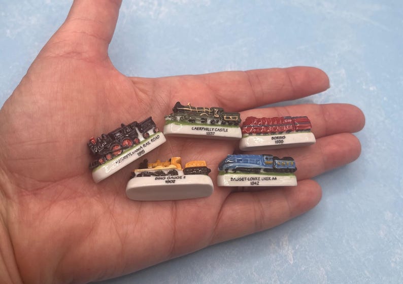 Mini Train Engines: Locomotive Trains Railroad Replicas Porcelain ...
