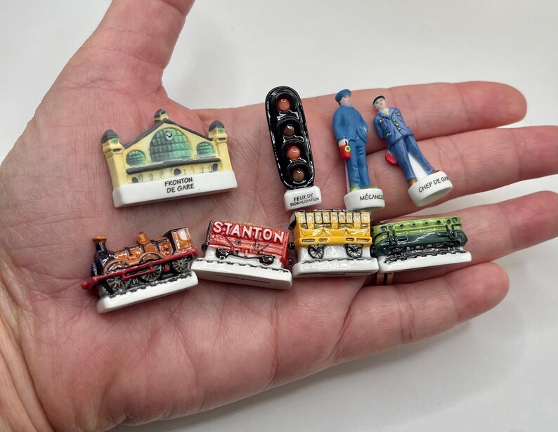 Tiny Train Set: 8 Piece Engine Locomotive Cars Engineer Ticket Taker ...