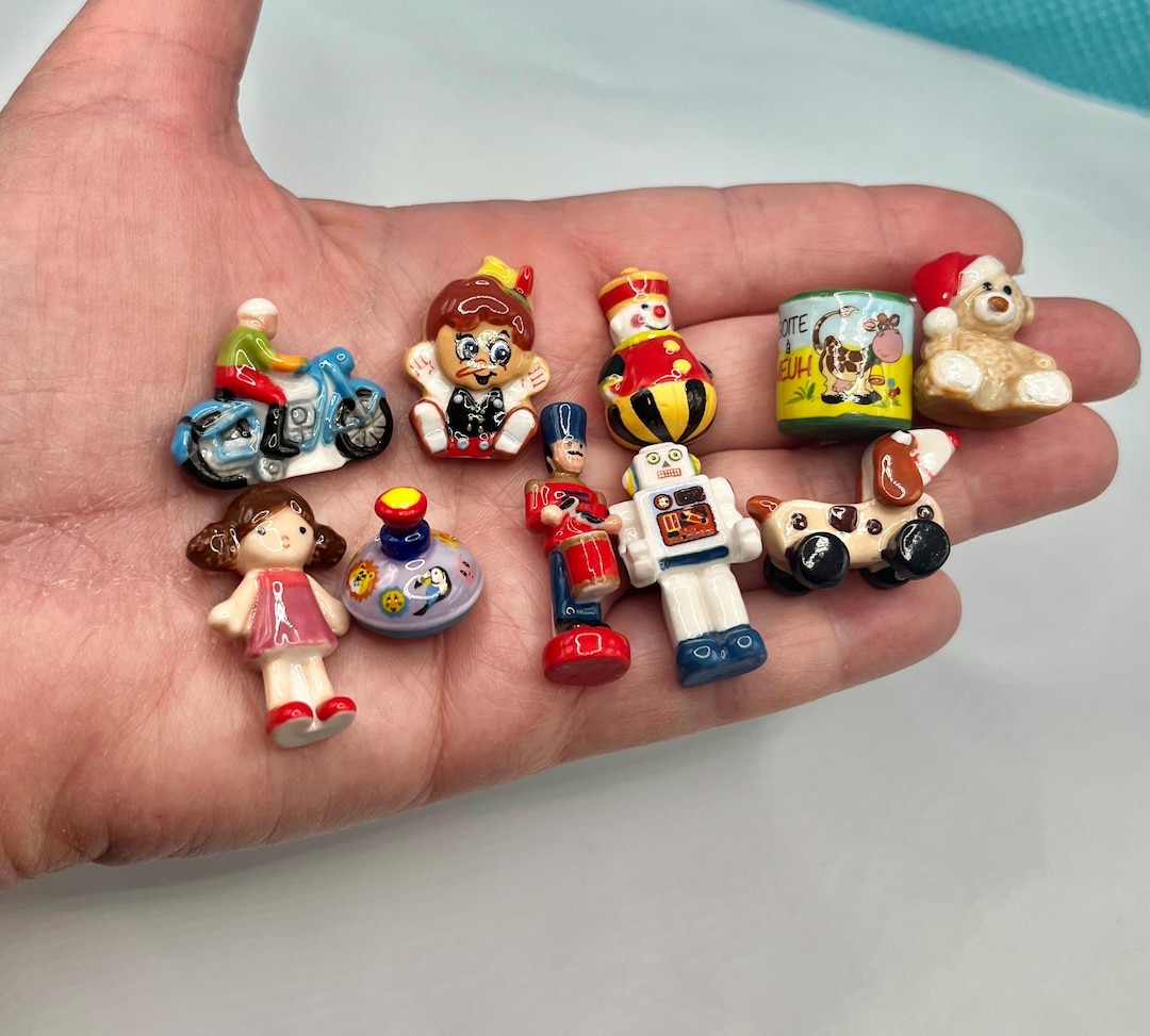 Tiny Old Toys: Wobble Clown Robot Top Pinocchio Teddy Bear Dog Baby ...