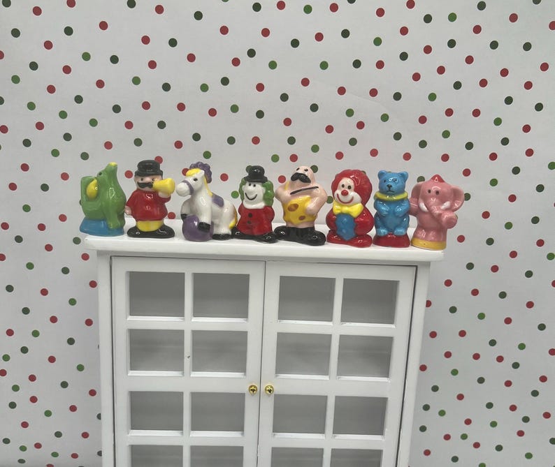 Tiny Circus Characters: Seal Clown Bear Horse Elephant Ringmaster ...
