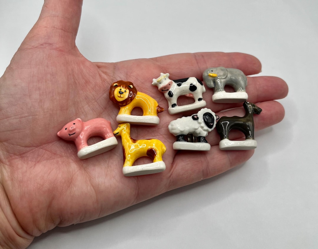 Tiny Cow Pig Lion Elephant Giraffe Sheep Camel: Artsy Modern Skinny ...