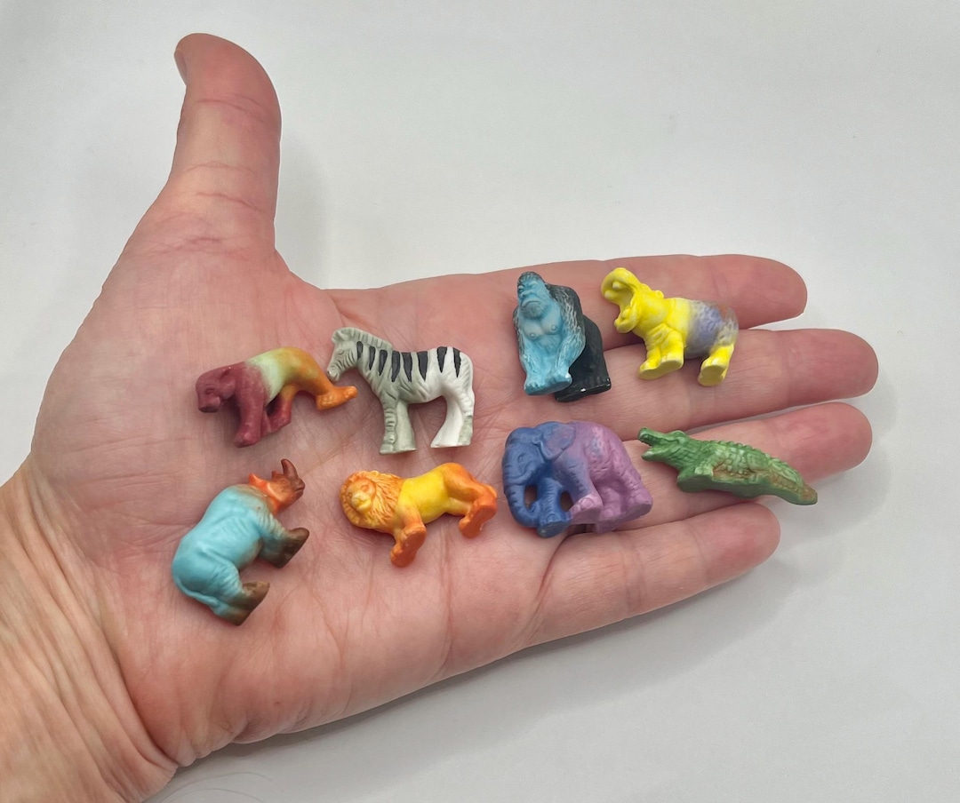 Tiny Artsy Wild Animals:multicolor Lion Gorilla Hippo Alligator ...