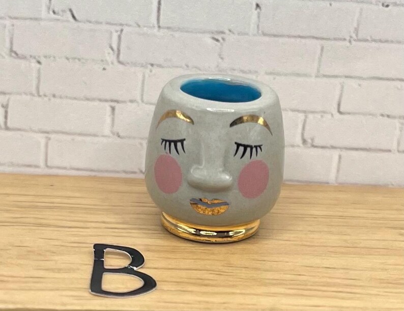 Tiny Vases With Faces: Cups Jars Mugs Winking Smiling Facial ...