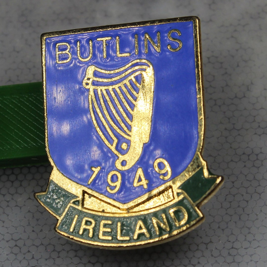 Butlins Ireland 1949 Pin Badge REPLICA. Enamel and Metal. - Etsy UK