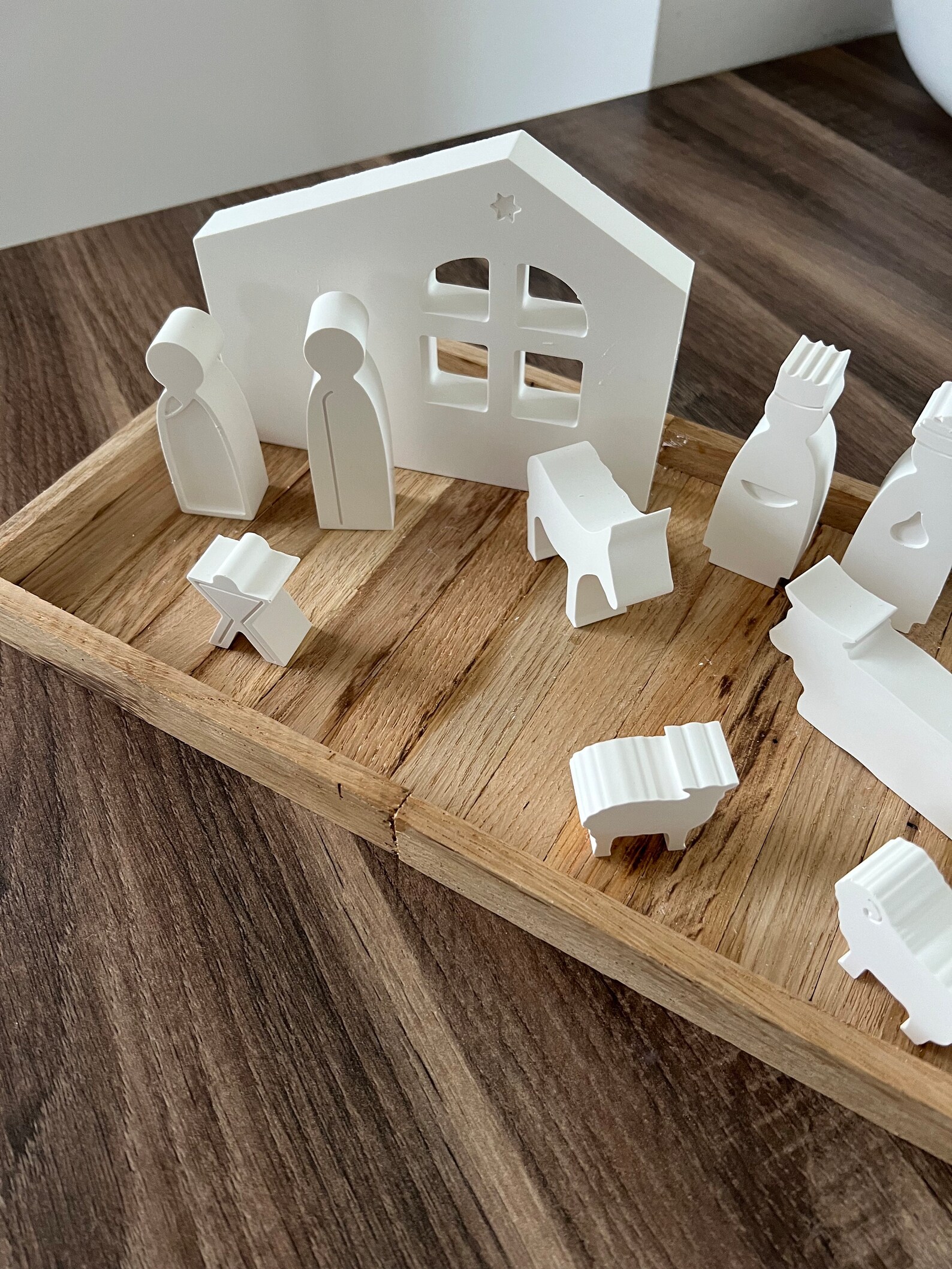 11-piece Modern Nativity Scene Christmas Crib With/without Wooden Roof ...