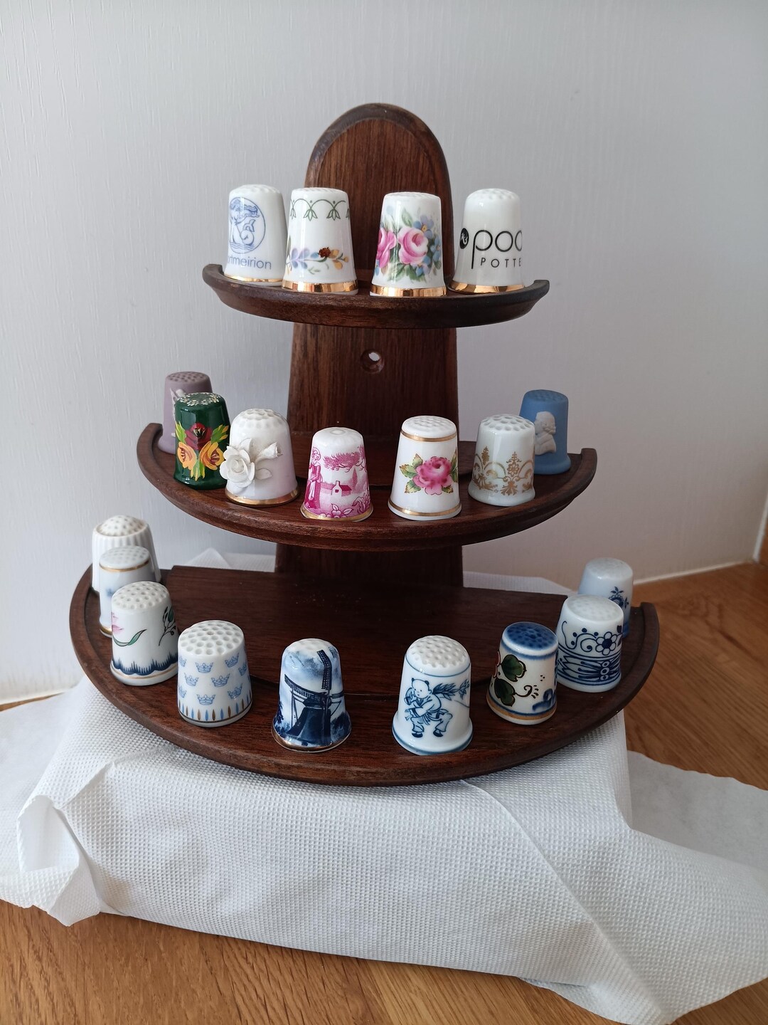 Rare Vintage Set of 20 Ceramic Thimbles Representing Major Porcelain ...