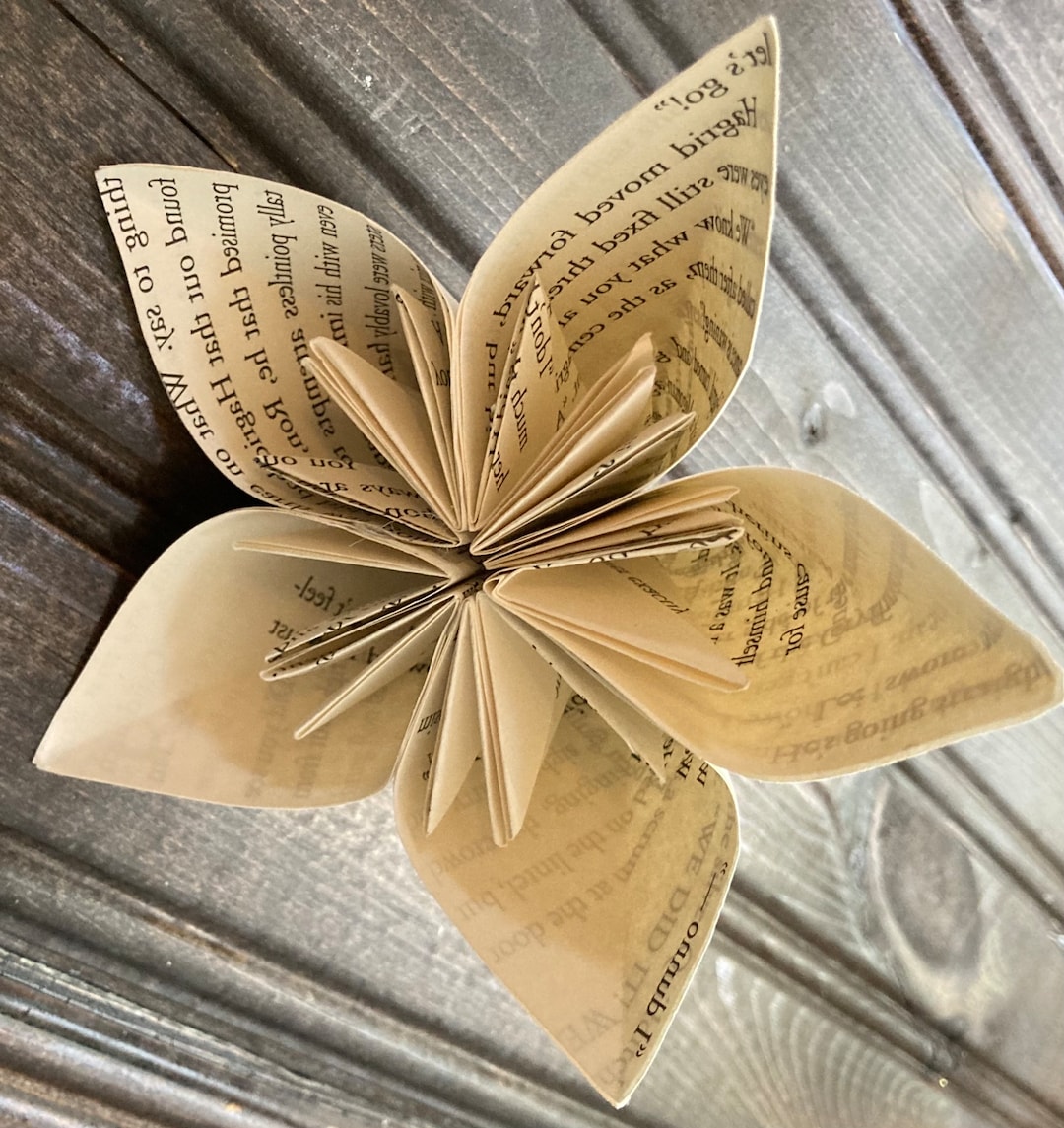 Kusudama Origami Flowers Book Page Paper for Bouquets, Centerpieces ...