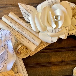 Heart Shaped Book Page Paper Rose Flower Wreath for Book Lovers - Etsy