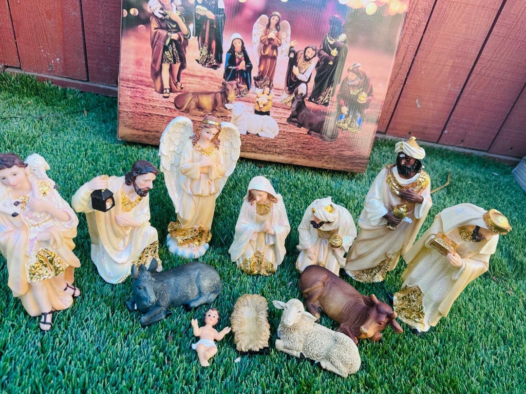 11pcs Christmas Nativity Scene Set, Resin Figures 8” Christmas ...