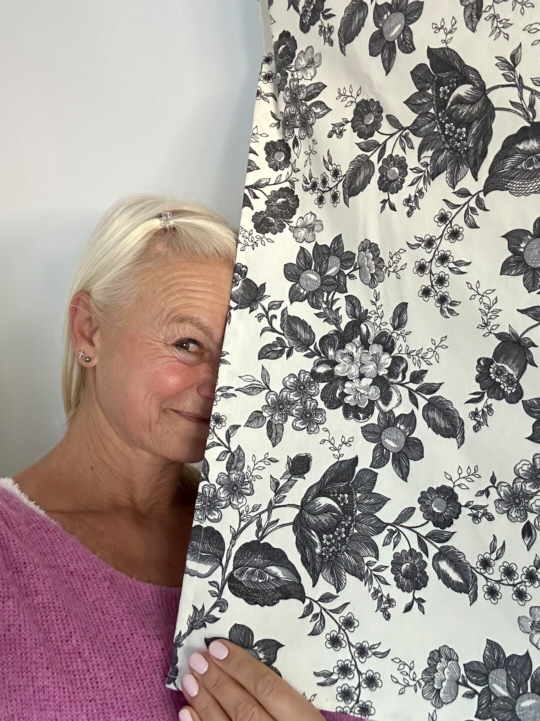 Tv Cover Grey Flowers 75x137cm, Flower Tv Cover, Fabric Tv Cover ...