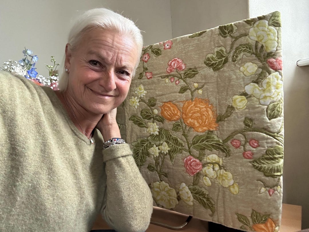 TV Cover Flowers 134x75cm,warner Fabric,greeff,quilted Cover,pastel ...