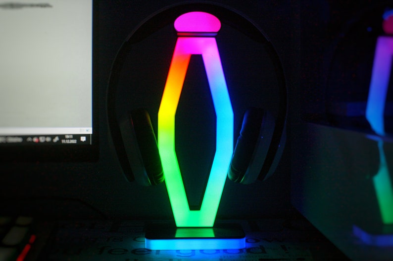 RGB LED Headphone Stand With USB-C Gamer Desk Accessory, Multicolor ...