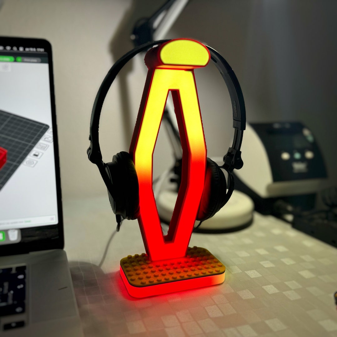 3D Printed LEGO Headphone Stand With RGB Led Lights, USB-C Power ...