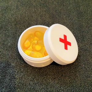 Medicine Container - Pill Container - Travel Pill Holder and Pill Box ...