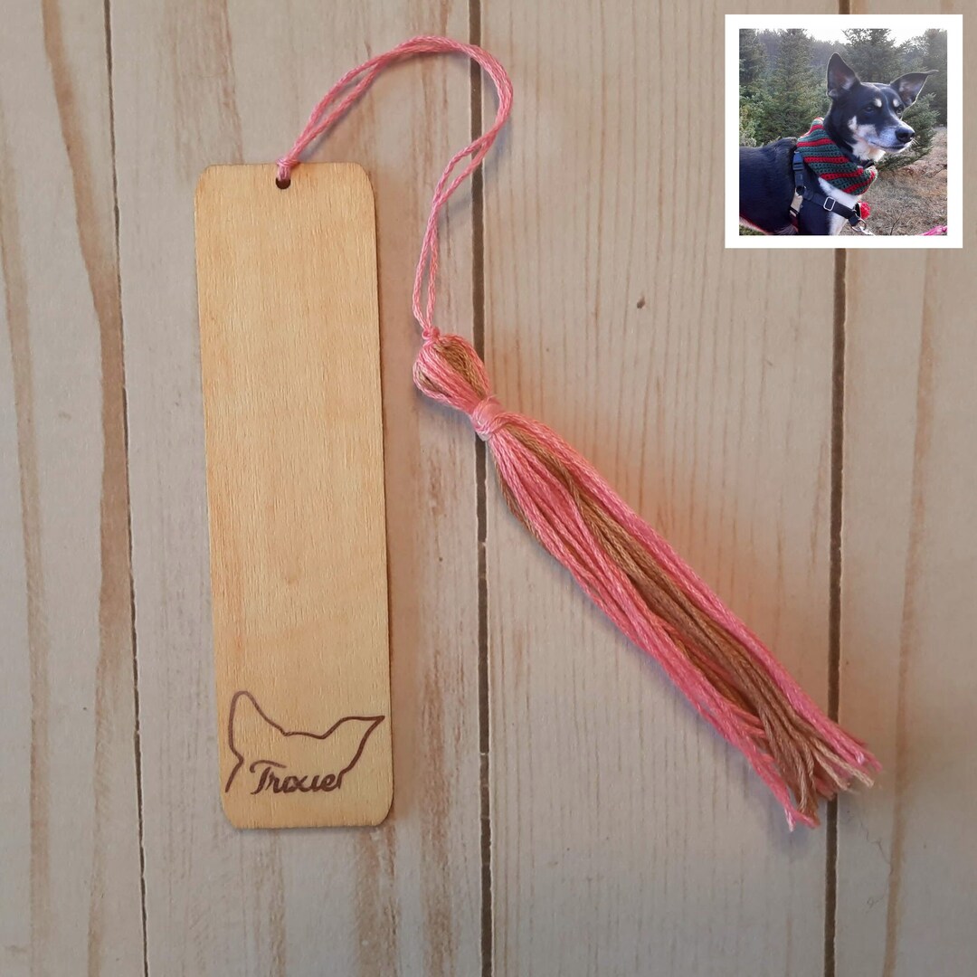 Wooden Dog Ear Bookmark With Custom Line Art | to Dog Ear Your Pages - Etsy