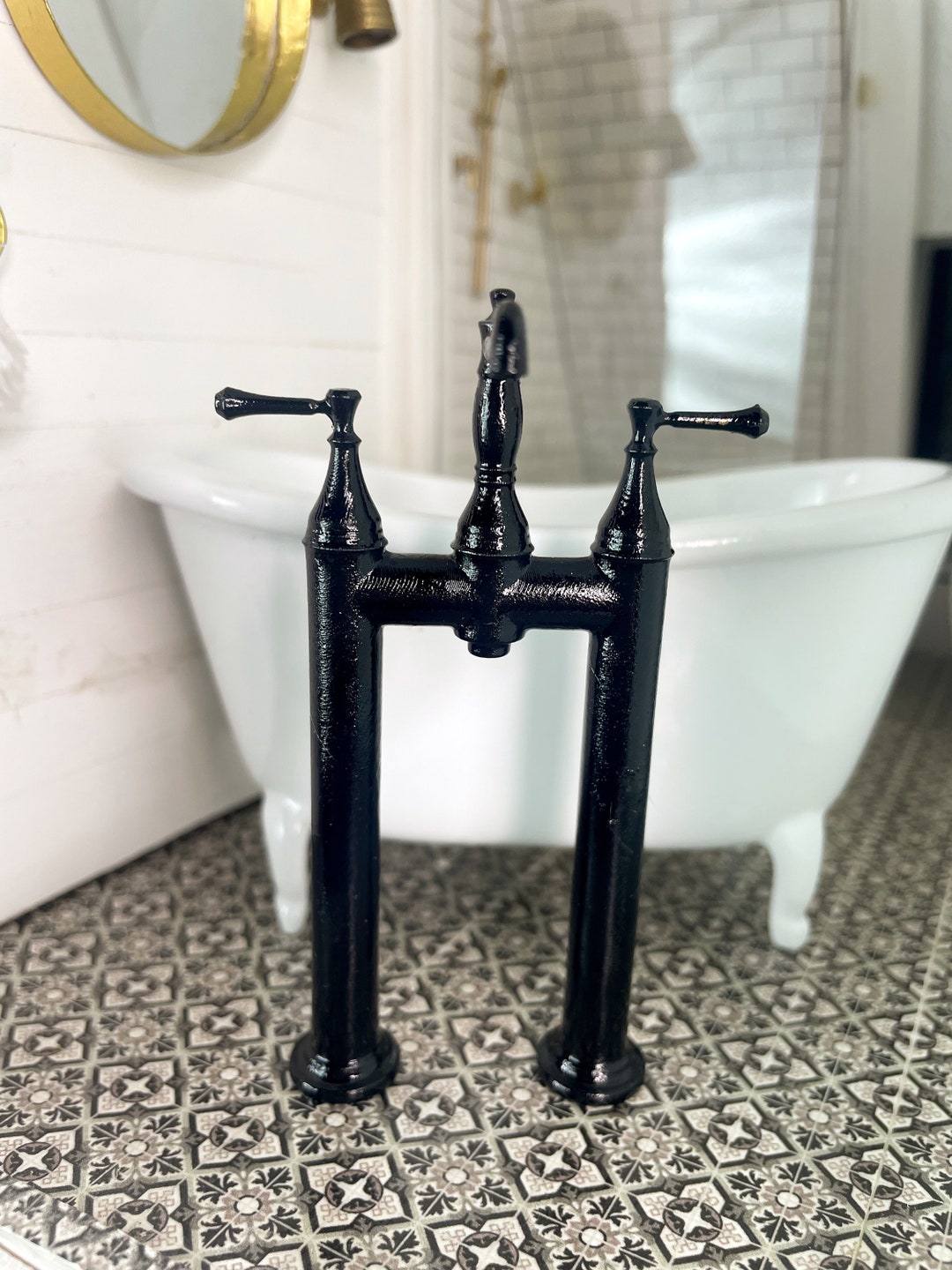 1:12 Scale Dollhouse Miniature Bath Faucet, Modern Miniatures ...