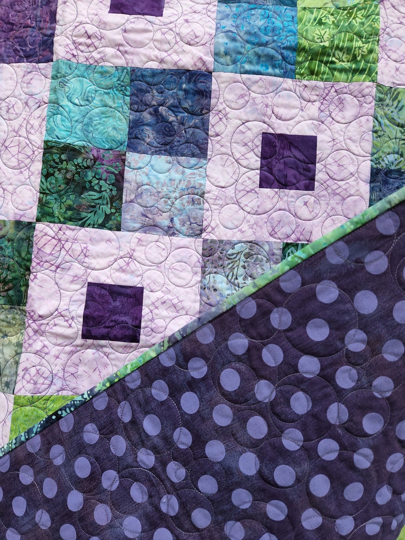 Emerald & Amethyst Quilt Lape Size, Handmade - Etsy