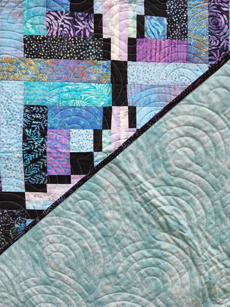 Curved Log Cabin Quilt Throw, Handmade - Etsy