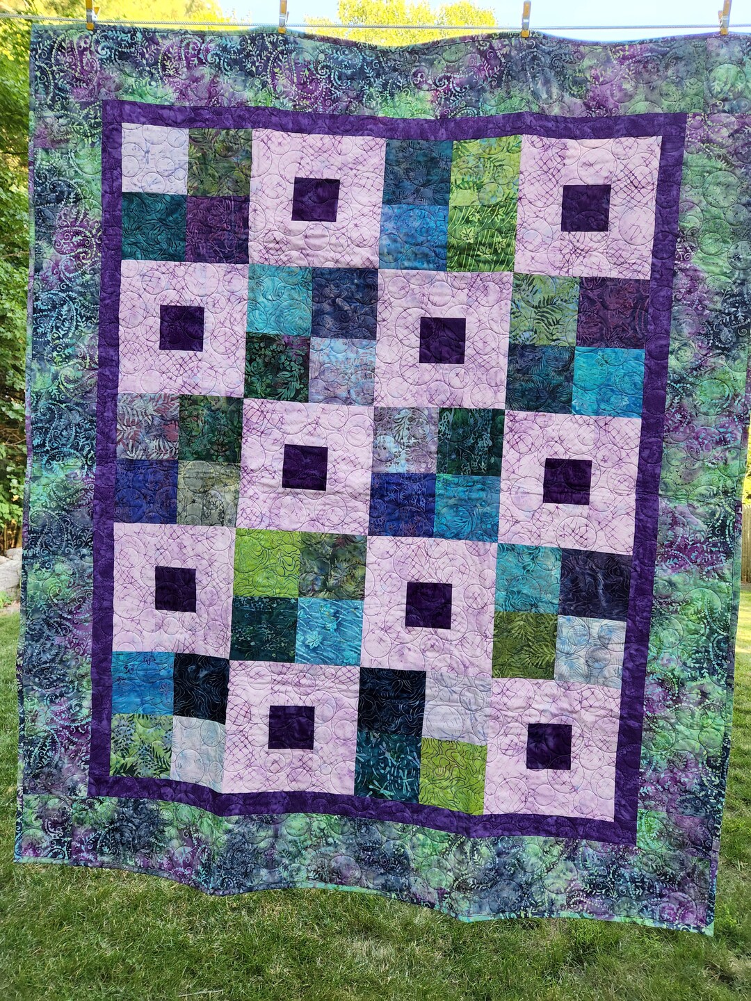 Emerald & Amethyst Quilt Lape Size, Handmade - Etsy
