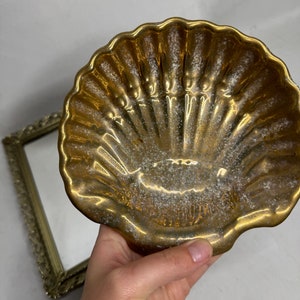 Set of Stunning Gold and Cream Vintage Ceramic Shell Decorative Dishes ...